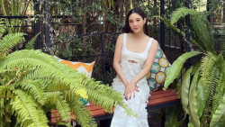 Pemakaman Tangmo Nida Dihadiri 1.000 Pelayat, Sosok Pacar & Mantan ...