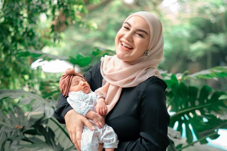 Ganti Nama Anak dari Asma Jadi Ara, Ini Alasan Irish Bella!
